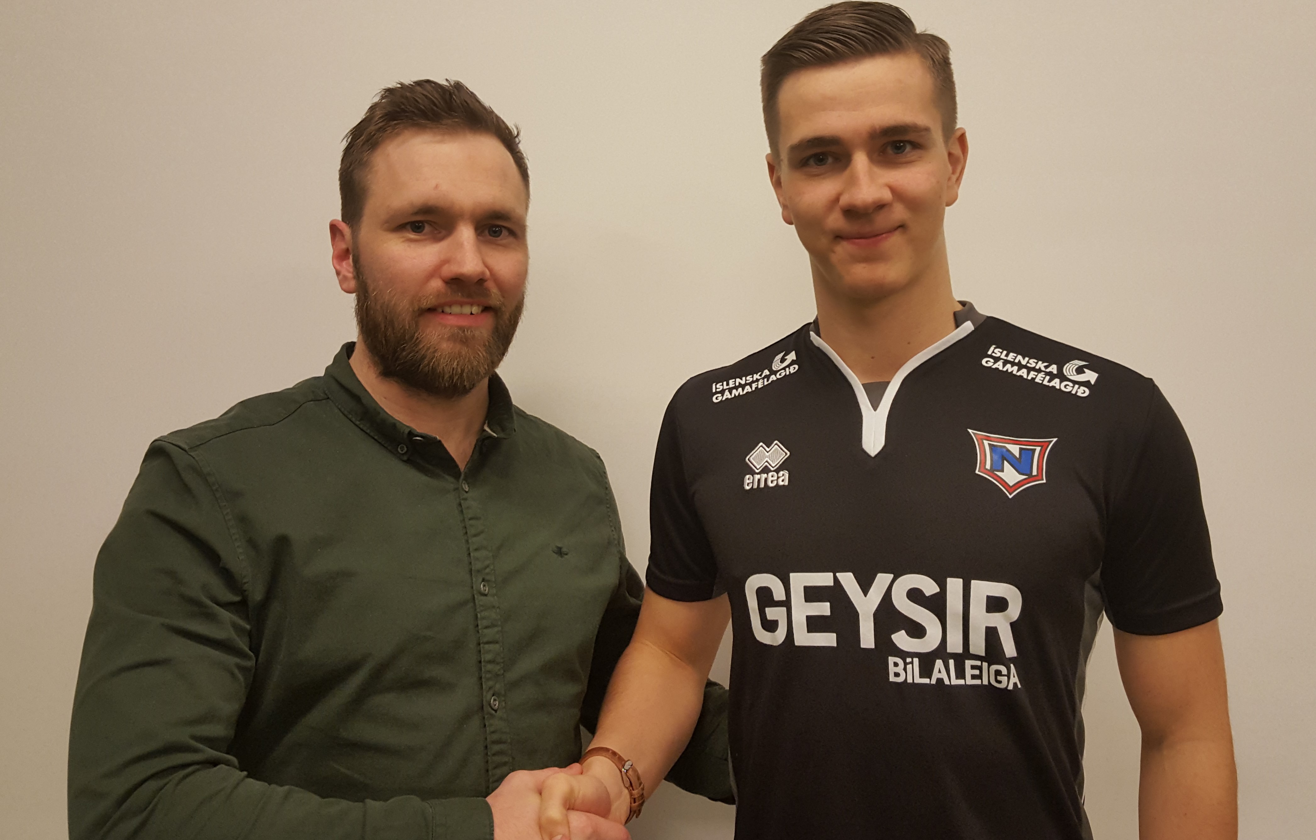 Brynjar Atli framlengir | Ungmennafélagið Njarðvík